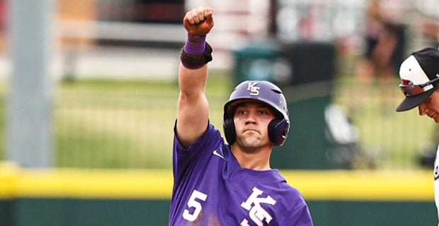 Kansas State beats SEMO 7-2, advances to Super Regional