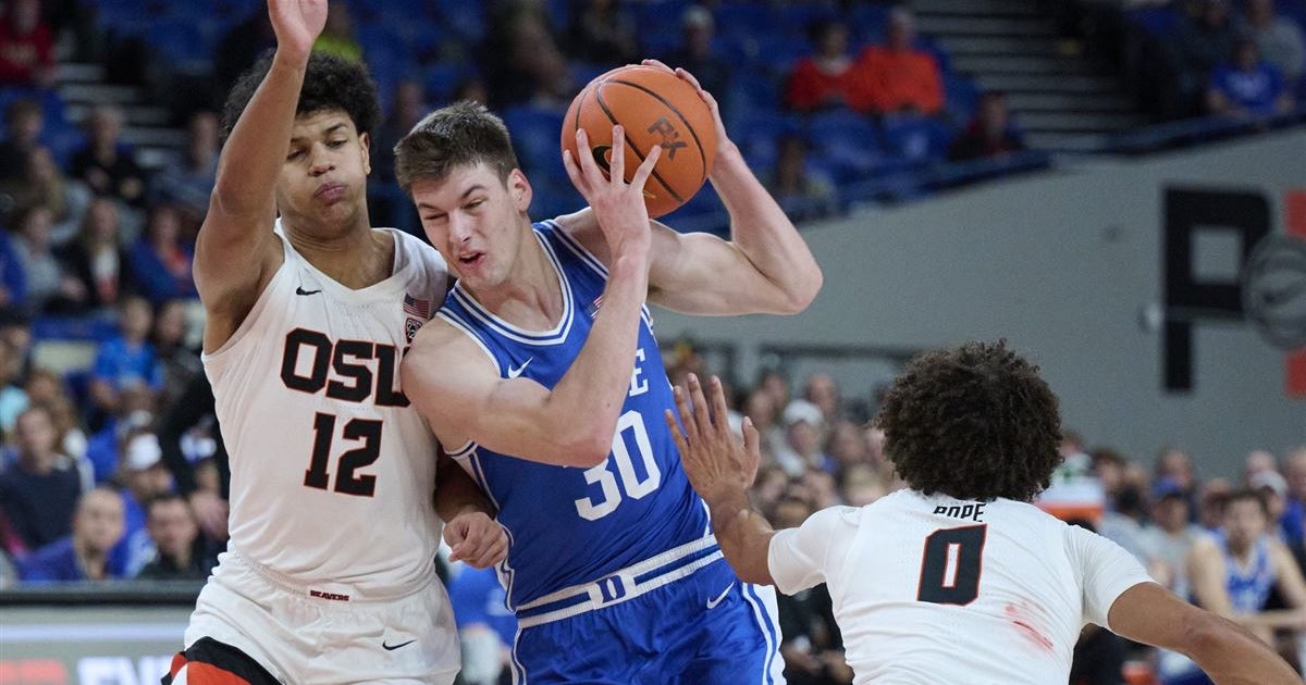 Duke survives horrid shooting night to edge Oregon State, 54-51