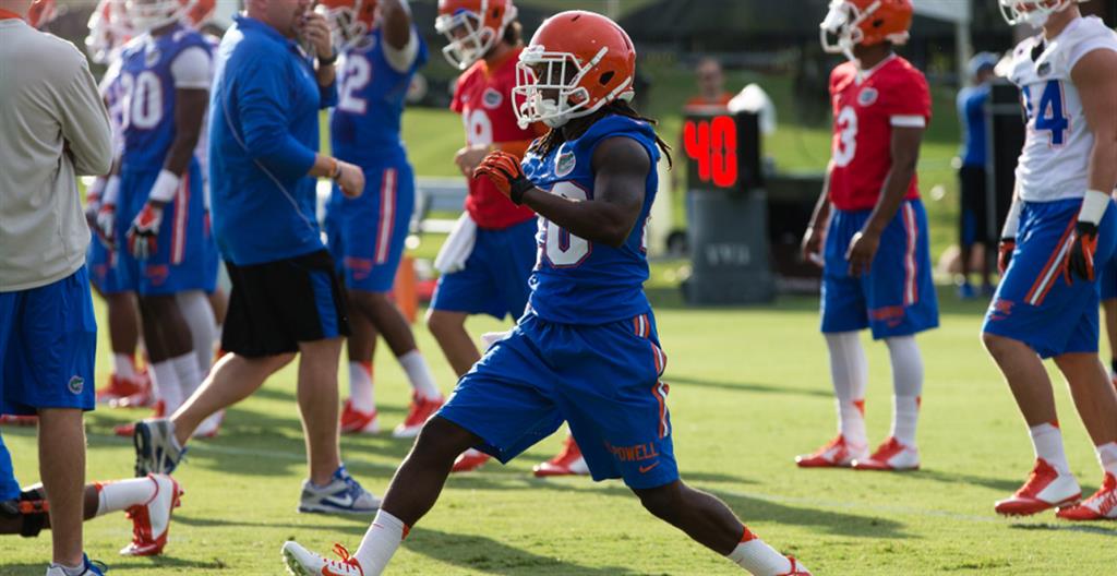 Mike Kent gets "The Swamp Life" S&C program underway