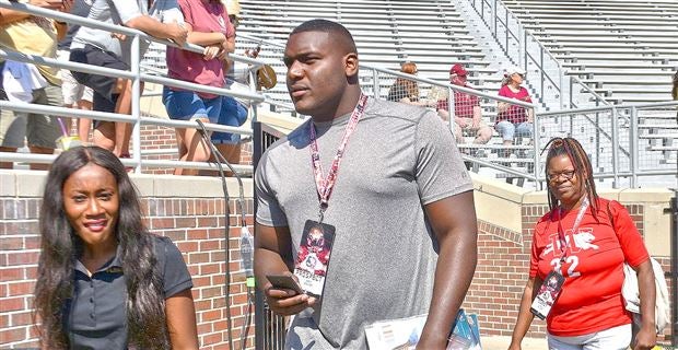 FSU takes a "swing" at 5-star OT Brey Walker
