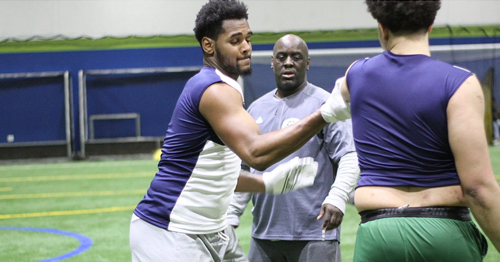 Watch: 2020 DE Joe Moore turns in big performance in Chicago