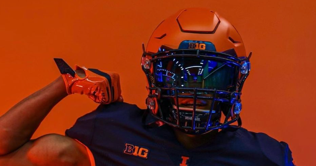 COMMIT: Illini land three-star Oswego East LB Jared Badie