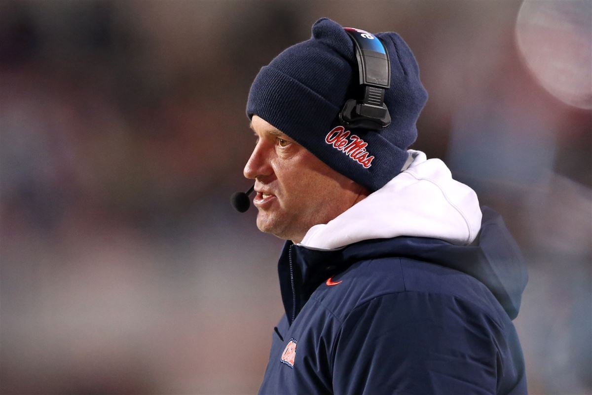 Lane Kiffin has officially signed new contract with Ole Miss