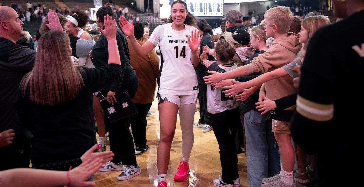 Aiyana Mitchell’s growth has become a big factor in Vanderbilt’s success
