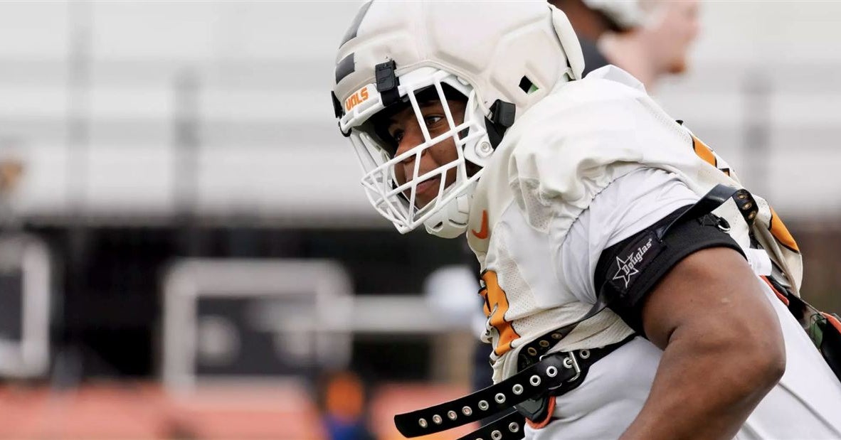 ROLL CALL: Who is and is not playing for Tennessee in the Music City Bowl