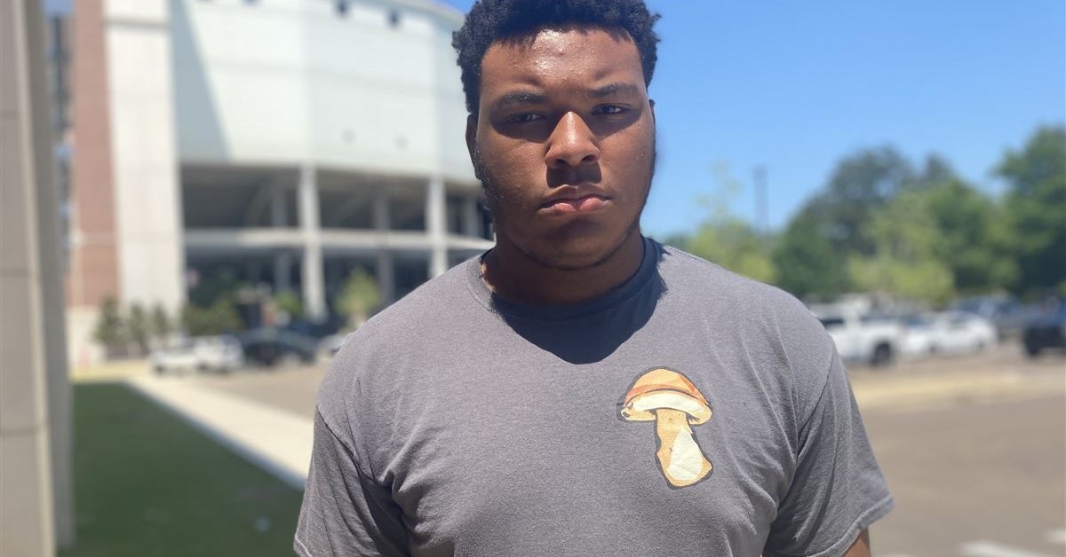 Monroe, La., Ole Miss OT commit Kenneth Boston says 'I'm going to stay ...