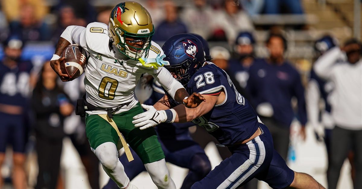 How the Iverson Hooks addition impacts Oregon's wide receiver room in 2026