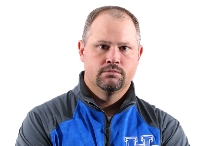 Matt House promoted to defensive coordinator