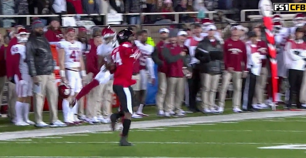 WATCH: Marvin Mims hauls in insane catch in first half of Sooners ...