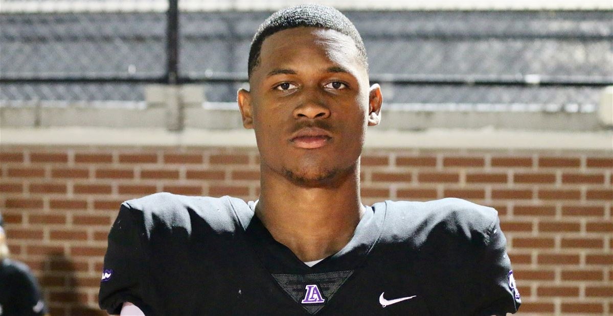 Four-star QB Deuce Knight is coming home to Mississippi after three ...