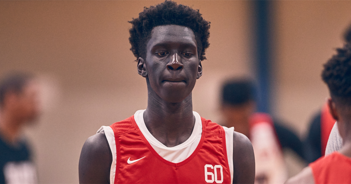 Three-star prospect Akoldah Gak turns pro