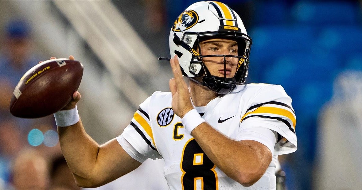 Connor Bazelak ready to compete for Indiana's starting QB job