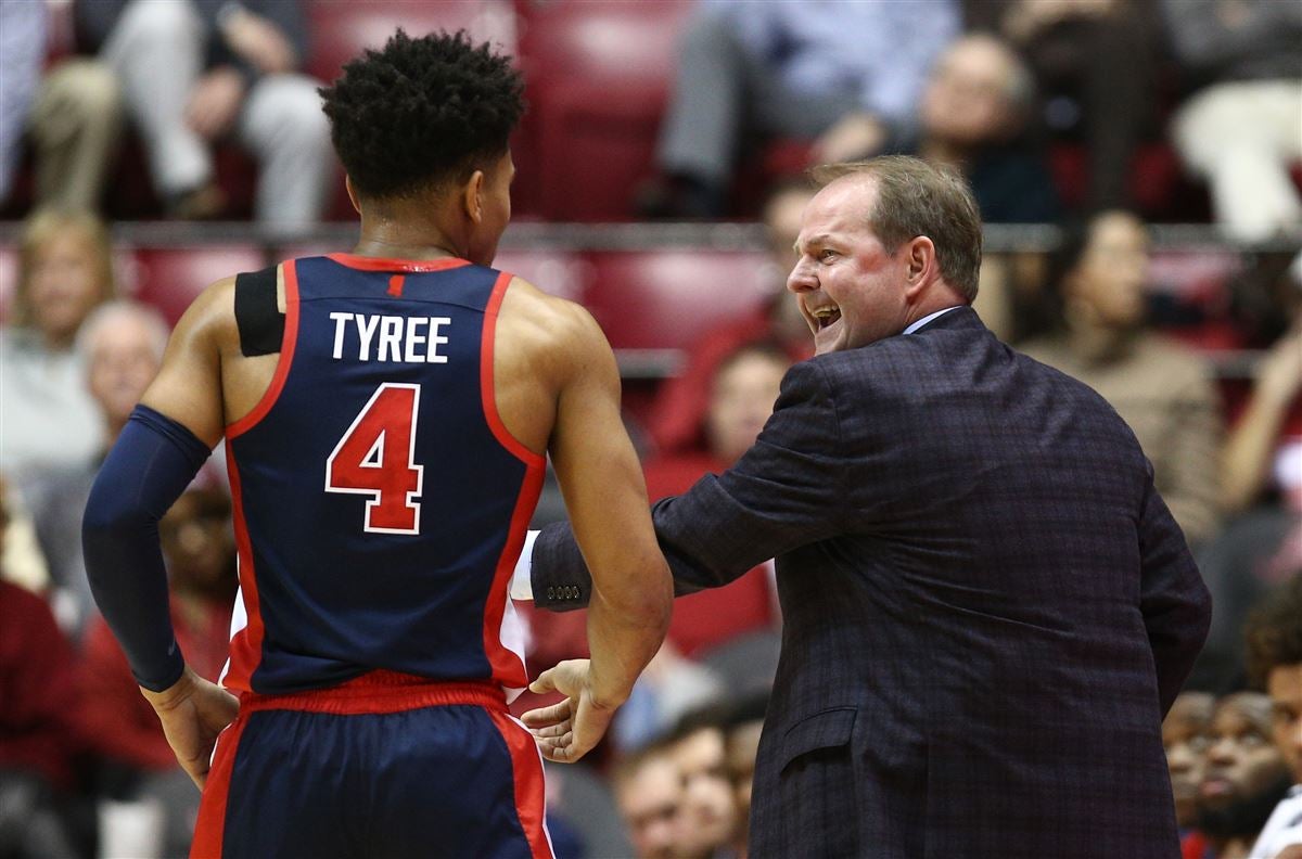Kermit Davis Says Ole Miss Knows What It's Up Against in Alabama