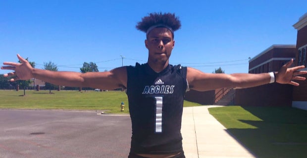 Tigers make final 5 for tight end Trinity Bell