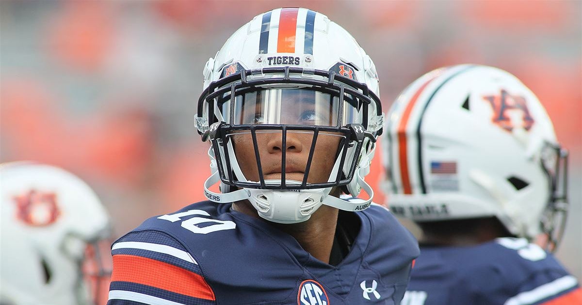 WATCH: One-on-One with Auburn football player Devan Barrett