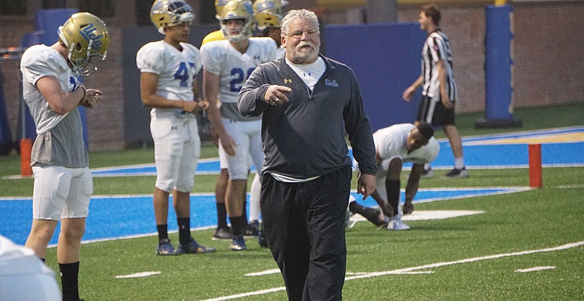 UCLA Full Pads Photo Gallery