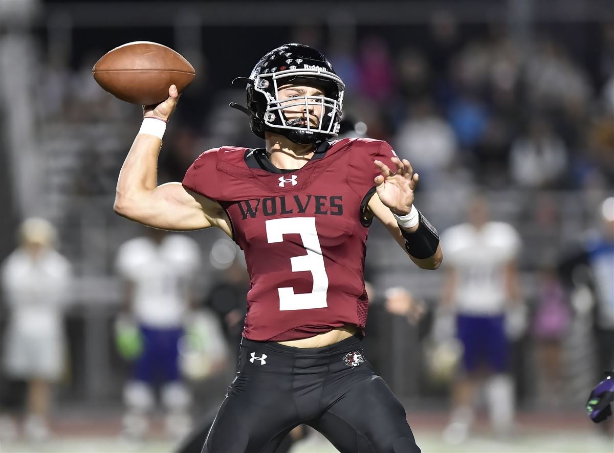 PHOTO GALLERY: Eastlake Defeats Issaquah In KingCo 4A Play