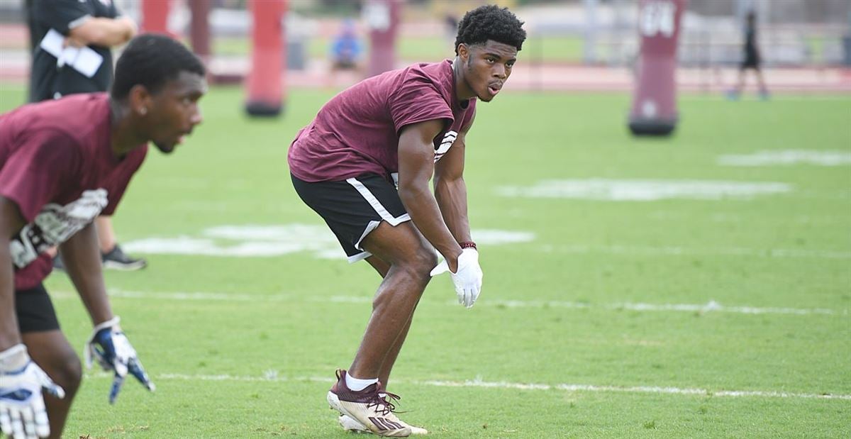 Knox takes in Mississippi State camp