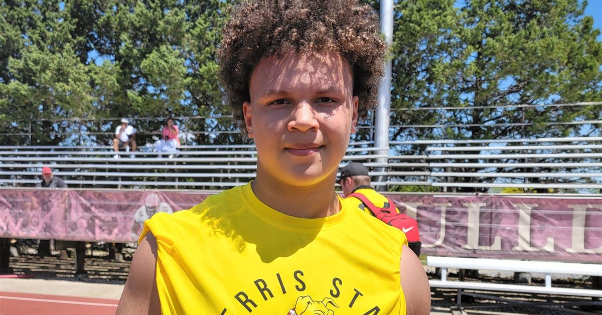 Michigan State legacy Kaden Strayhorn camping at Michigan today after ...