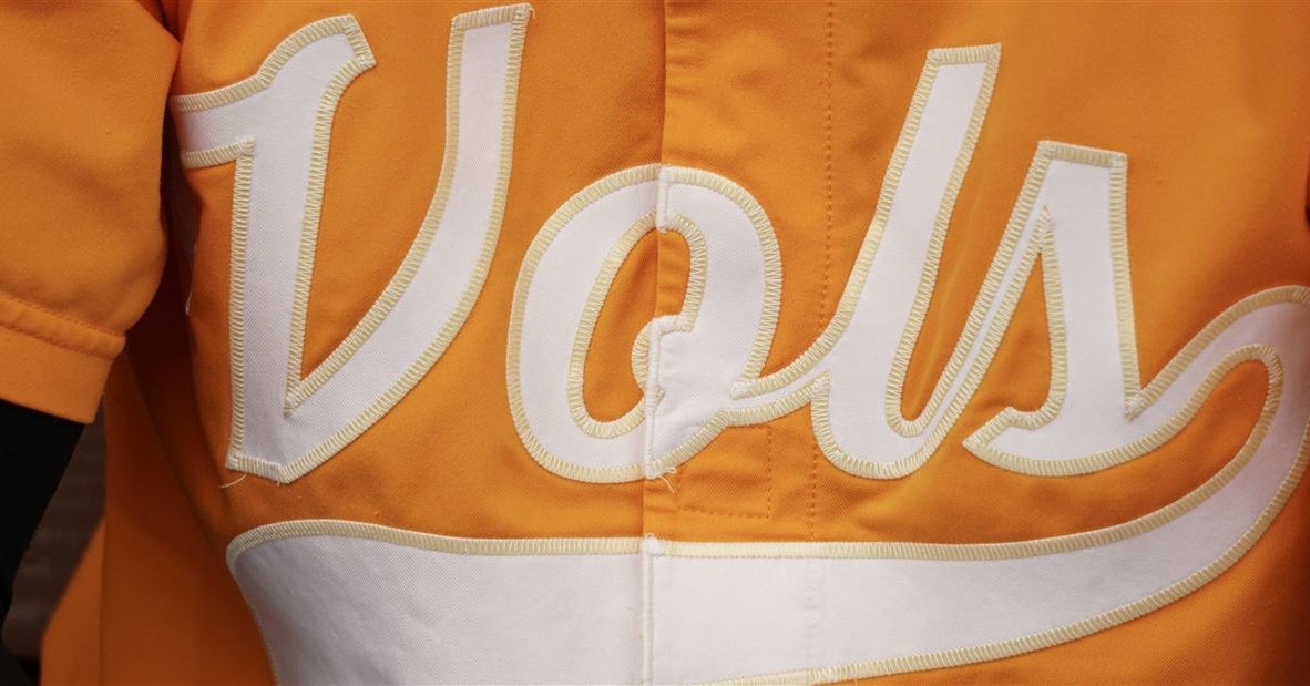 Tennessee baseball makes uniform tweaks ahead of Josh Elander era