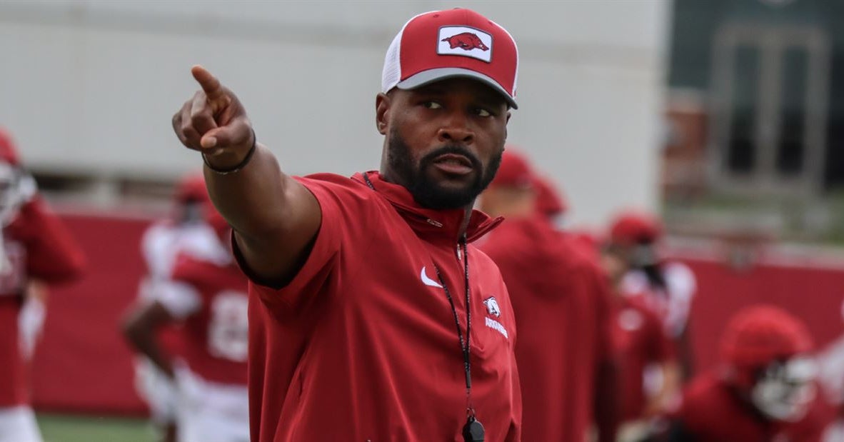 Arkansas lands transfer defensive back