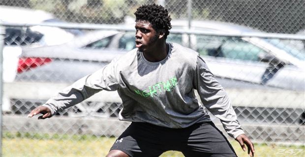 USF showing interest in 2018 DE Joseph