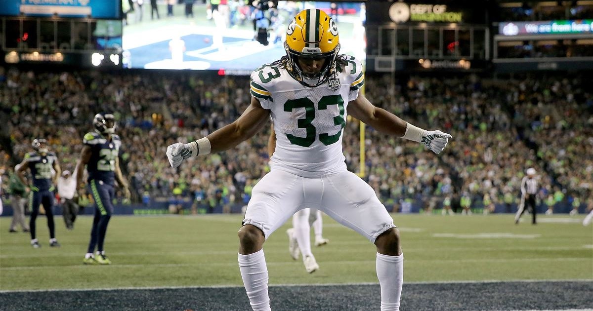 Aaron Jones ranked among NFL's 15 best running backs