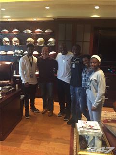 Derrick Brooks re-living his days at FSU through his son