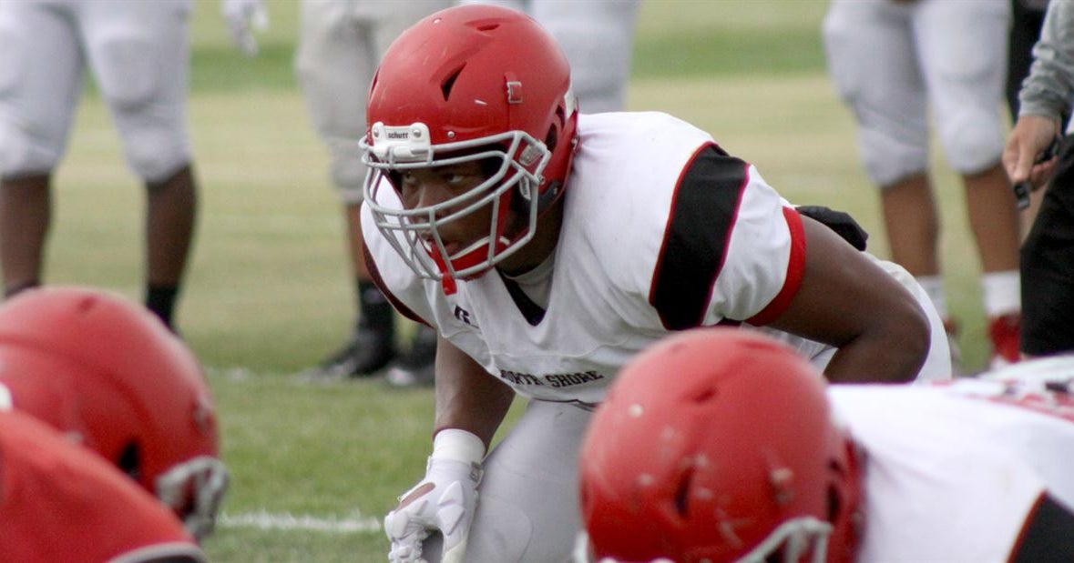 LB Corey Flagg visits Miami, discusses Hurricanes' season