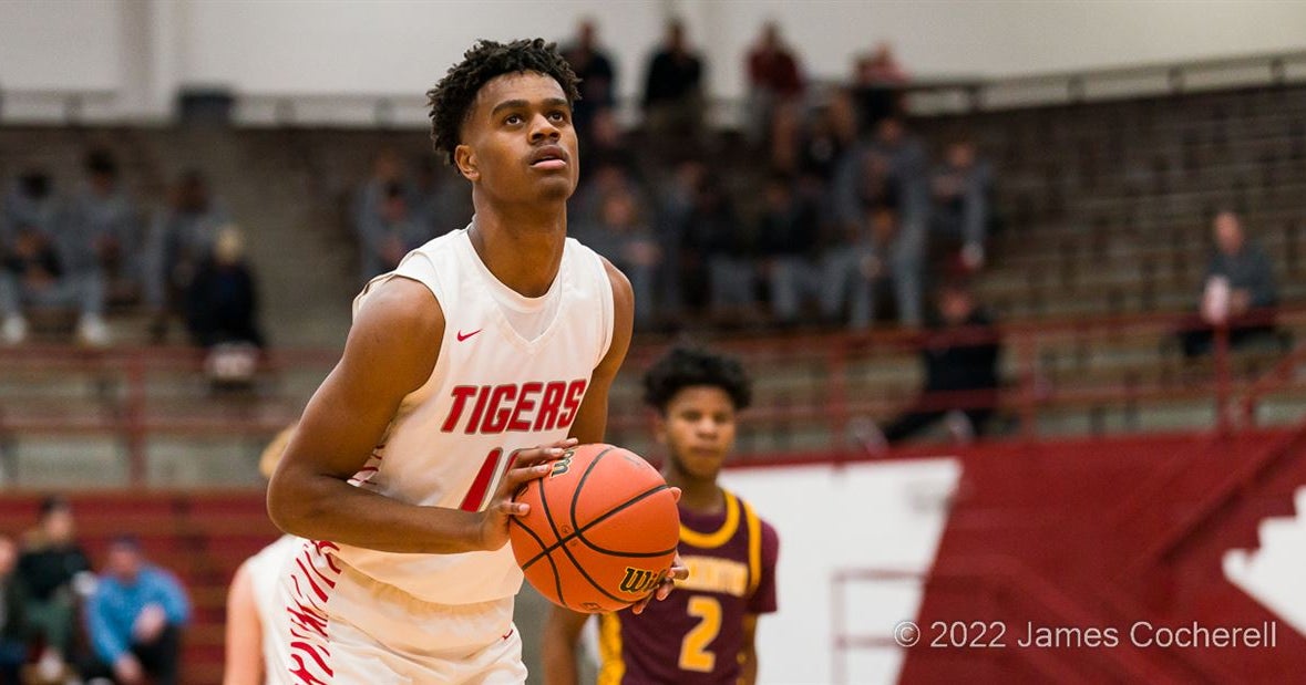 Jalen Haralson impresses at the 2022 FORUM TipOff Classic