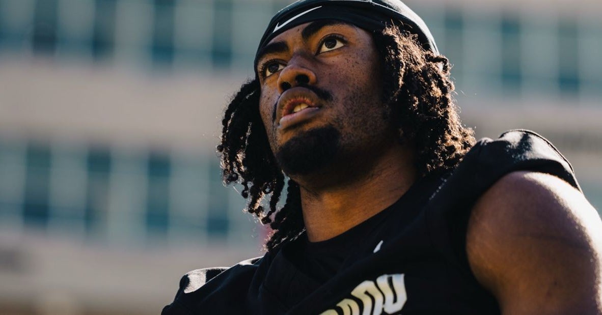 Colorado transfer safety Carter Stoutmire signs with Arkansas