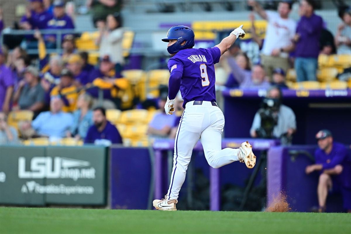 LSU bats come to life in game one win over Vanderbilt