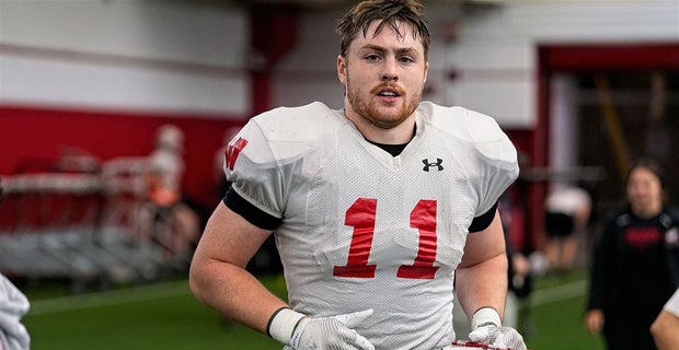 Wisconsin's best and worst case scenarios for each offensive position group