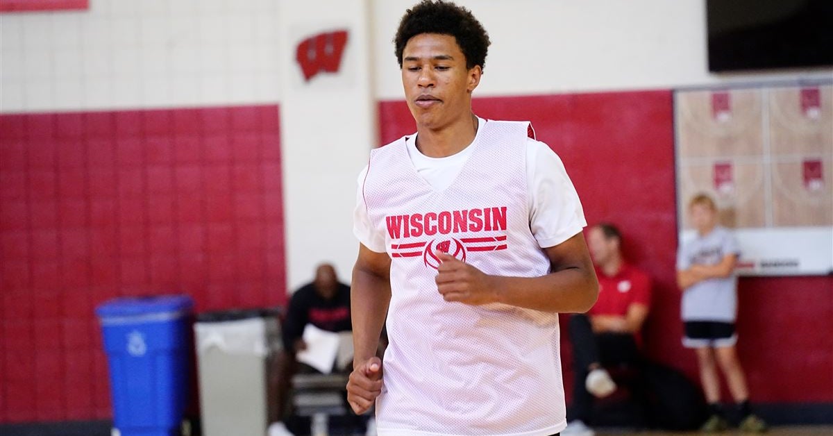 Donovan Davis is First Player to Land a Wisconsin Offer in 2027