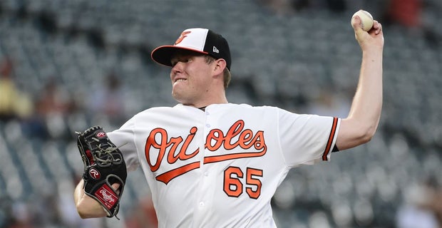 Ex-Louisville star Josh Rogers gets a win in Major League debut
