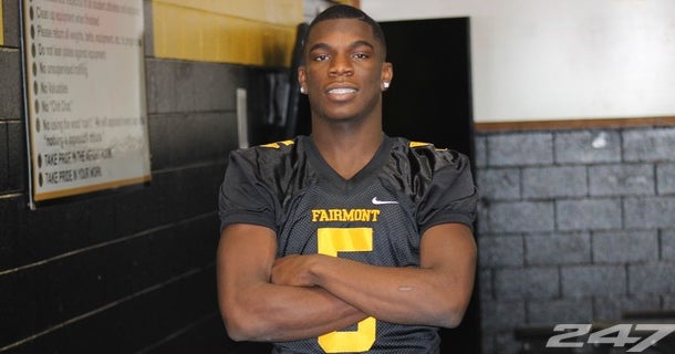 2019 WR Jordan Waters previews final decision