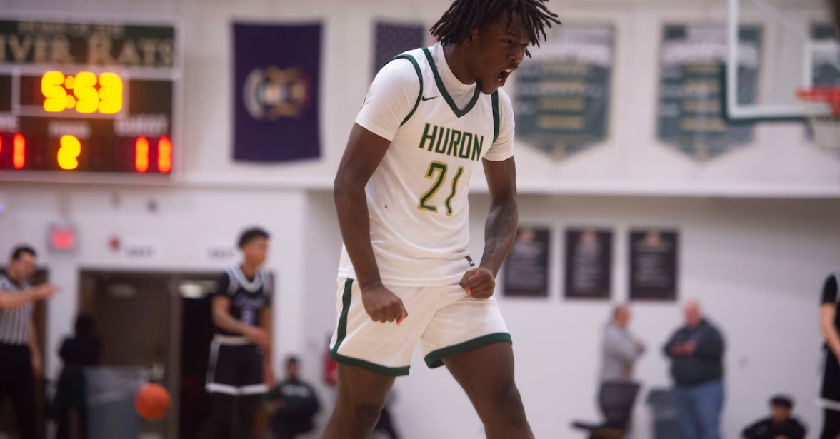 Three star Michigan PG Macari Moore commits to Iowa State