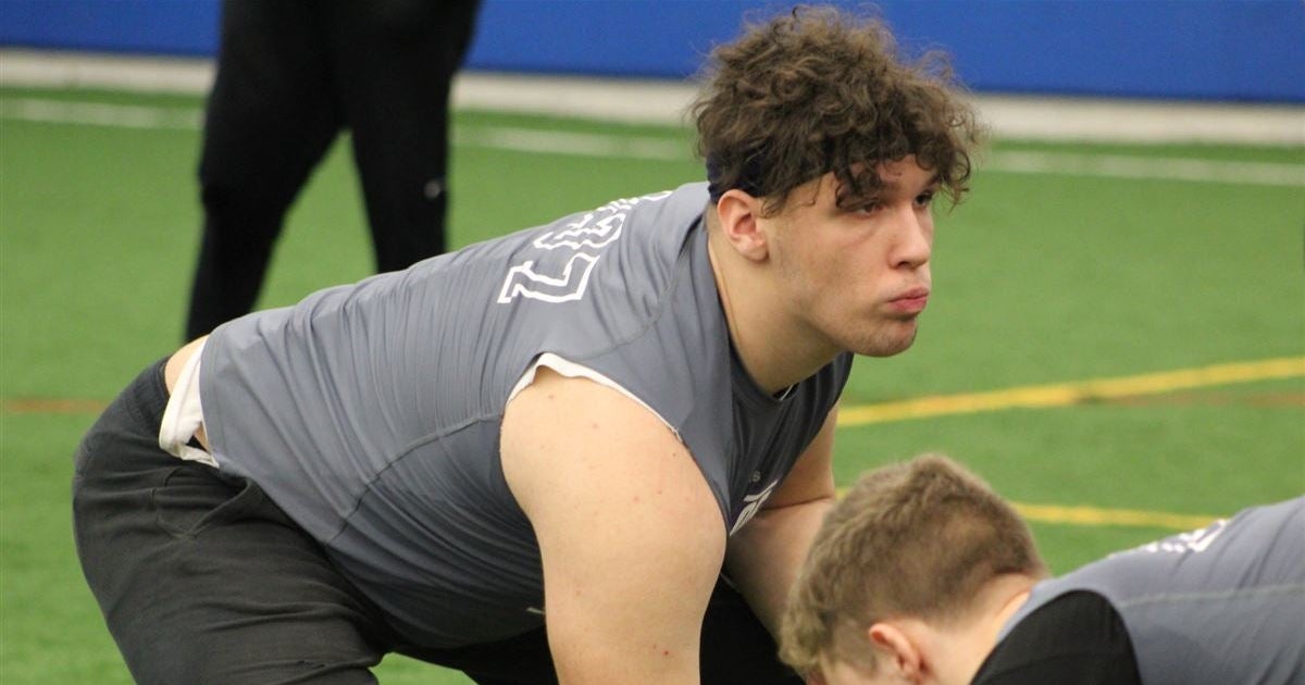 2021 Illinois OT Otto Hess commits to Boston College