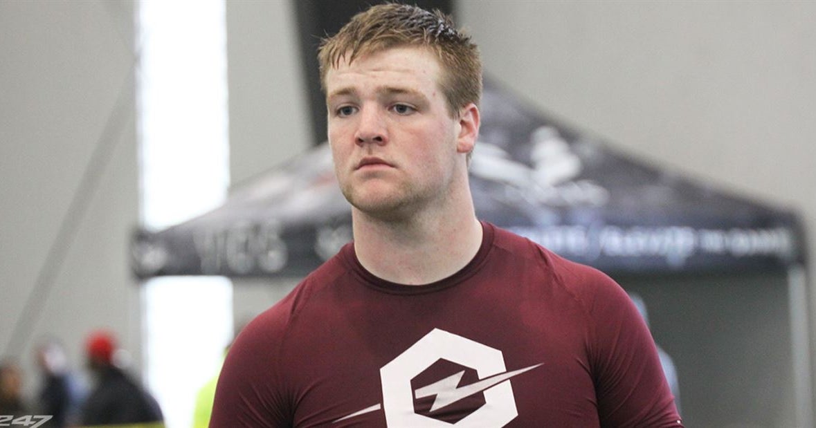 Watch: Iowa commit Tyler Elsbury strong at Opening Regionals