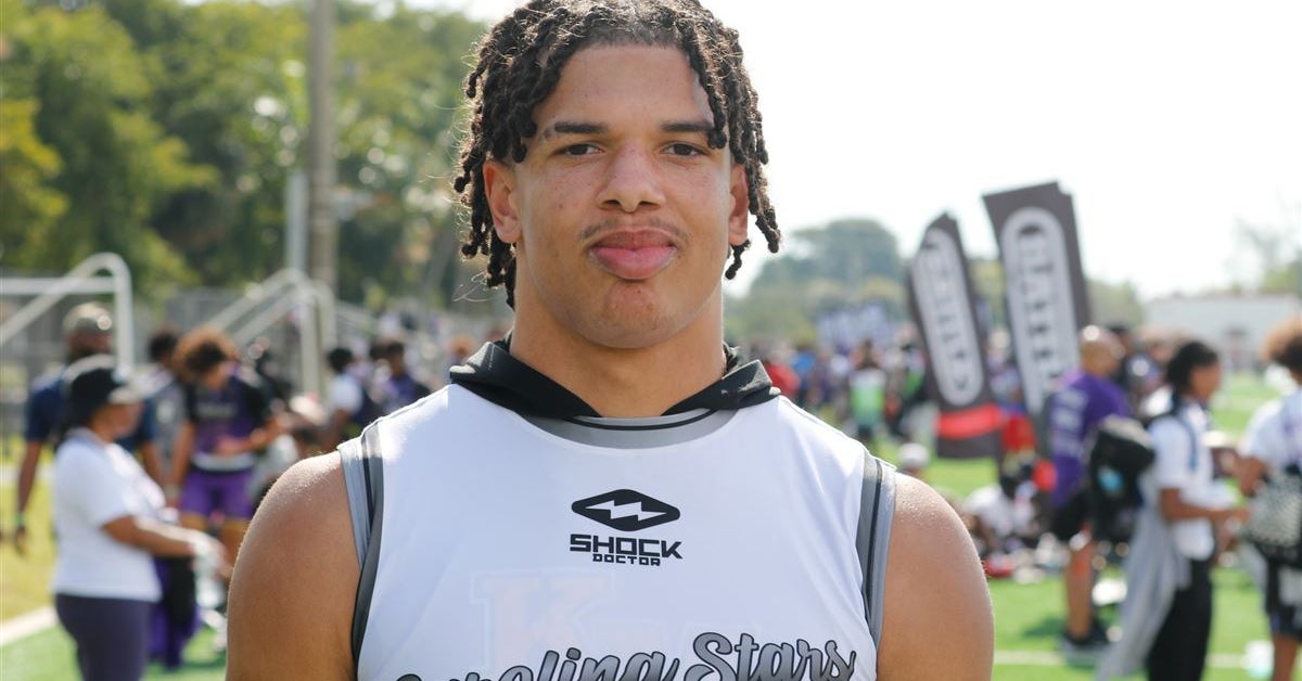 Ole Miss reaches into Tar Heel State with offer to tight end William Vaughn