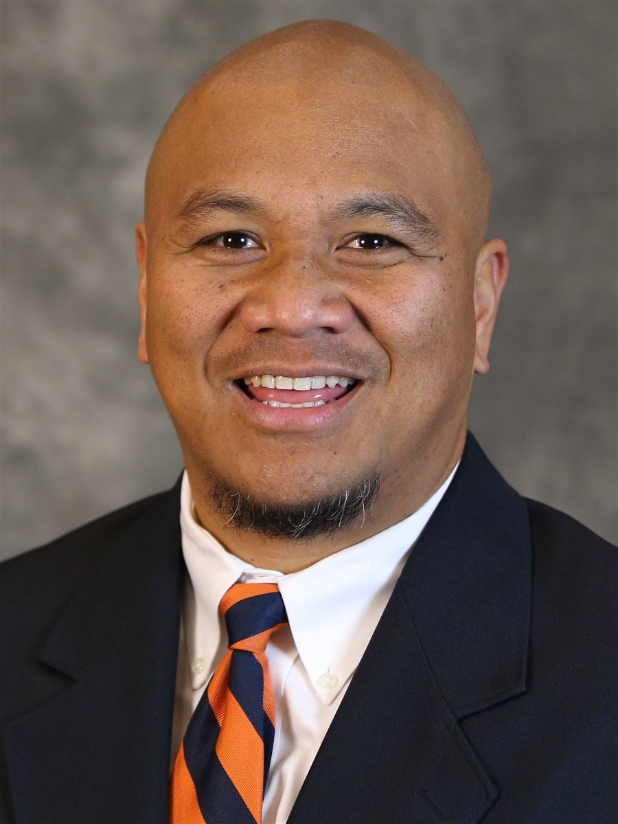 Mark Atuaia, Running Backs Coach (FB), Washington State Cougars