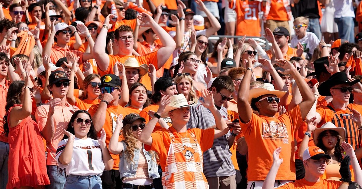 Oklahoma State offers Division II defensive end out of transfer portal