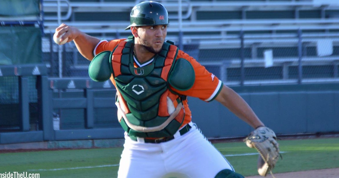 C Adrian Del Castillo slides in latest mock draft; Recruits ranked as ...