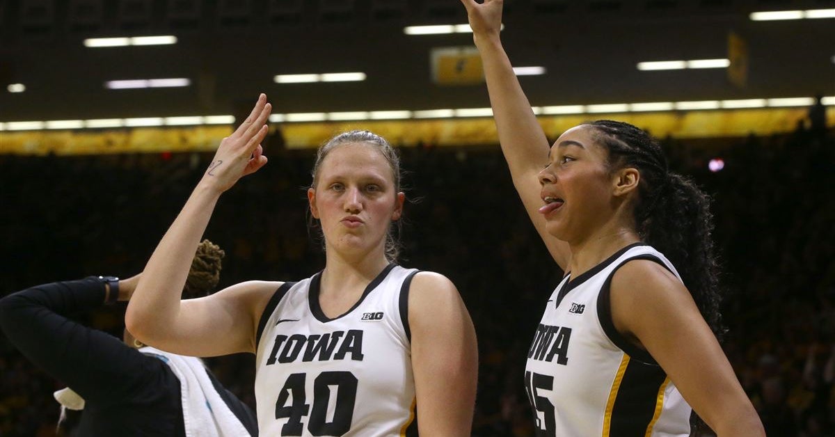 Quick Hits: Hannah Stuelke's career-high, Sydney Affolter's versatility ...