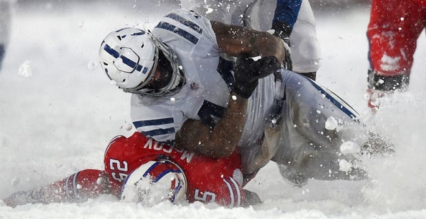 Packers add linebacker Morrison after Burks’ ‘weird’ injury