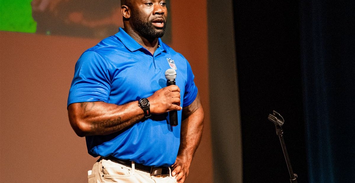 Ohio State offensive line coach hot board: Potential candidates to ...