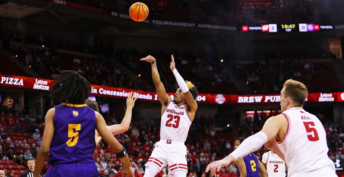 OSEN's Observations: Crowl's double-double, second half surge lead ...