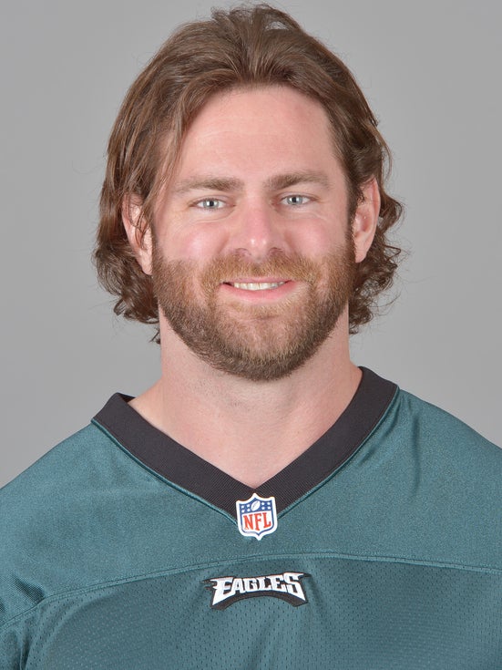 Evan Mathis injures leg, helped off field for Eagles
