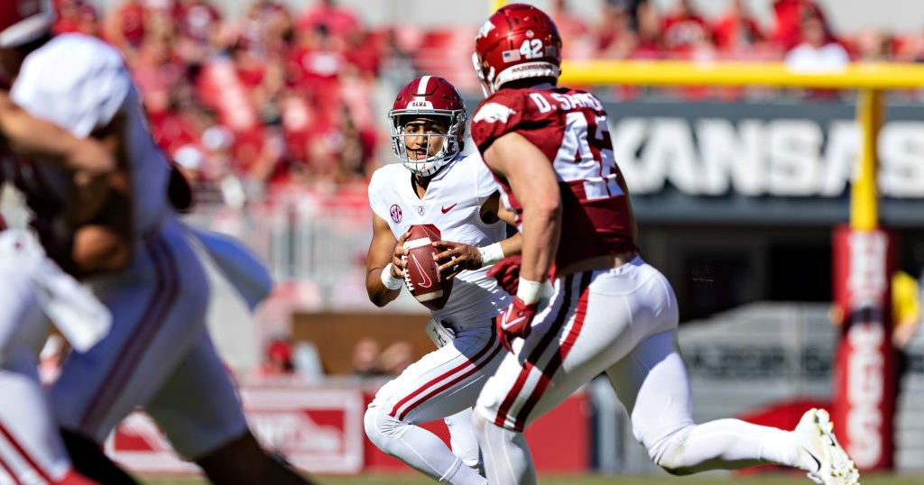 Bryce Young injury: Reaction to Alabama star QB leaving Arkansas game ...