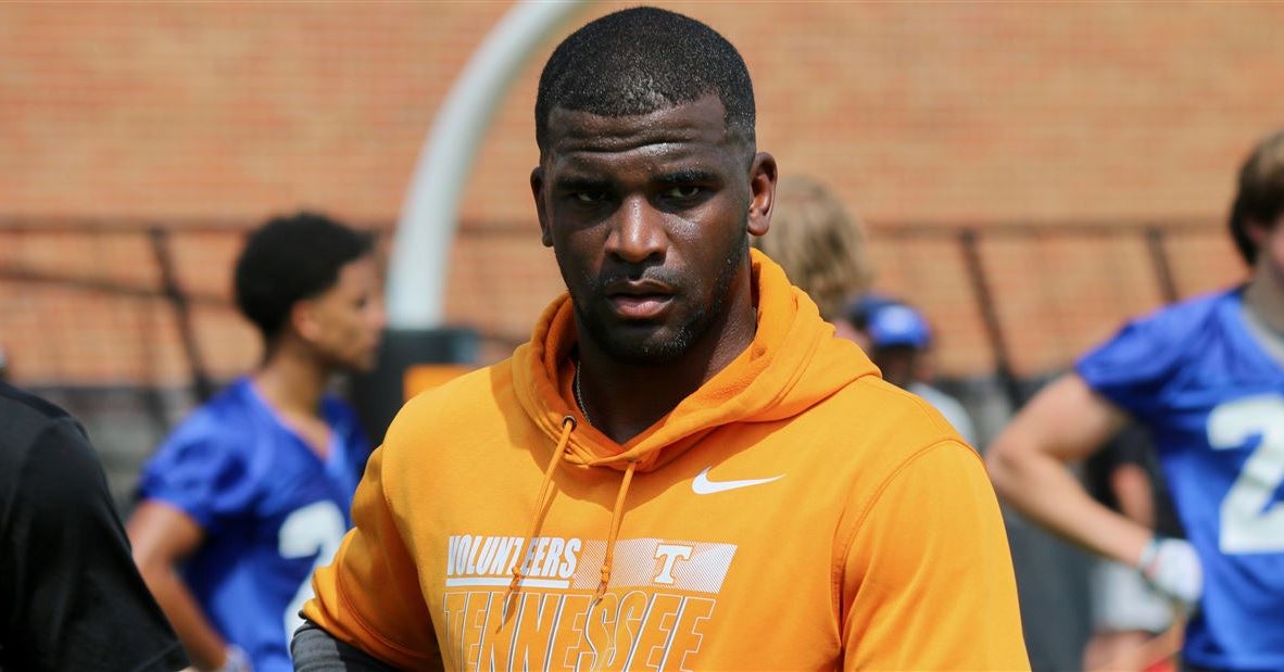 Tennessee wide receivers coach Kelsey Pope lands contract extension ...